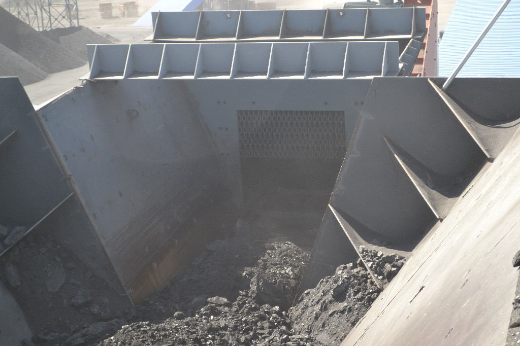 Coal Chain Feeder Breaker - Zhenyuan Crusher, Teeth Roller Crusher,Coal ...